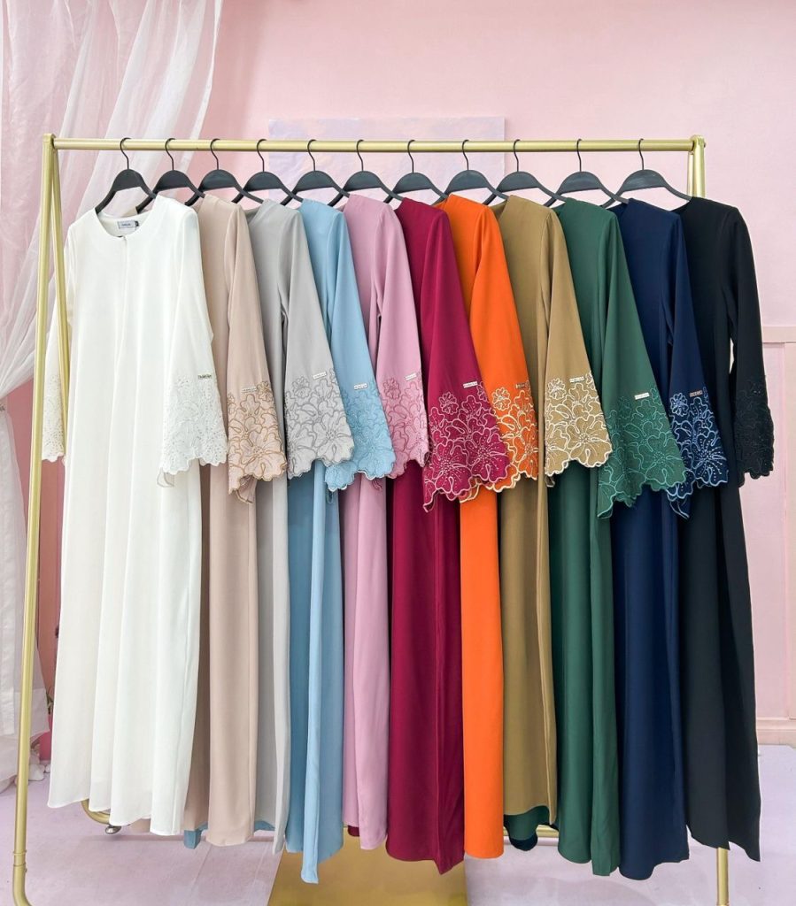 ABAYA AMANDA – CREAM – NAWLAA